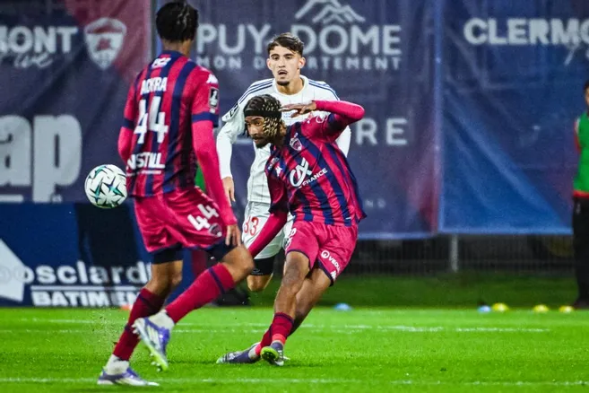 Gastien blessé, Baallal de retour : découvrez le groupe du Clermont ...