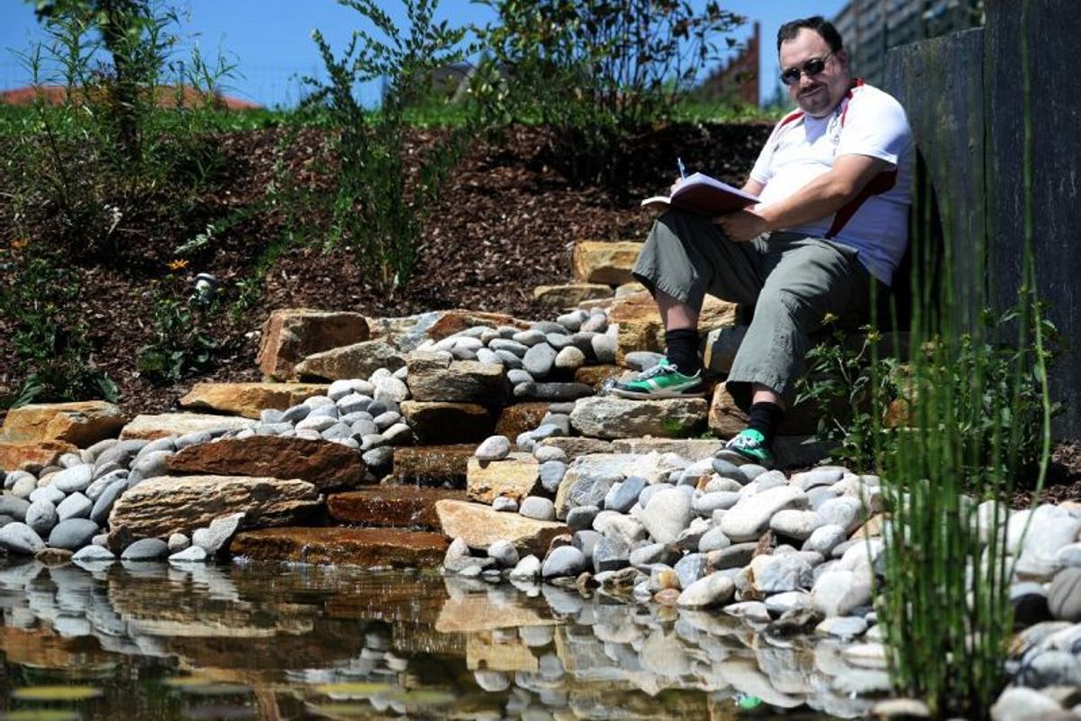 Patrick Sobral, créateur de la série de bande dessinée Les Légendaires ...