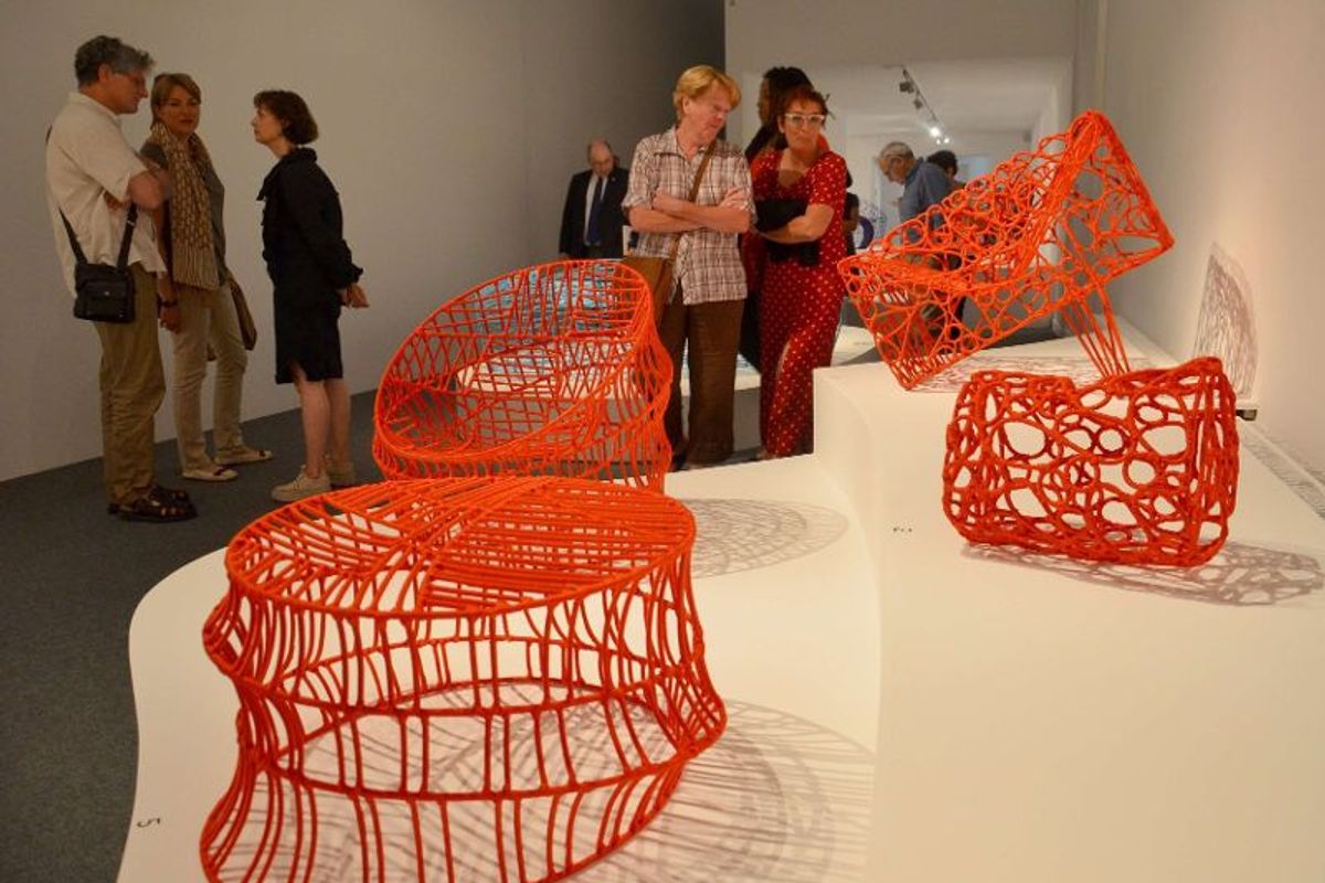 Le designer malien Cheick Diallo y présente une rétrospective de vingt ...