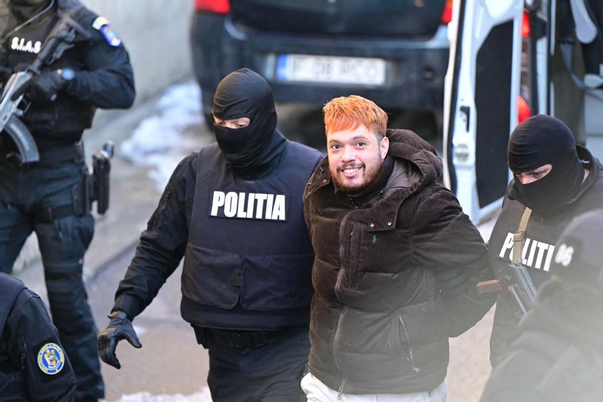 Chirurgie esthétique et fuite vers la Colombie de Mohamed Amra ...