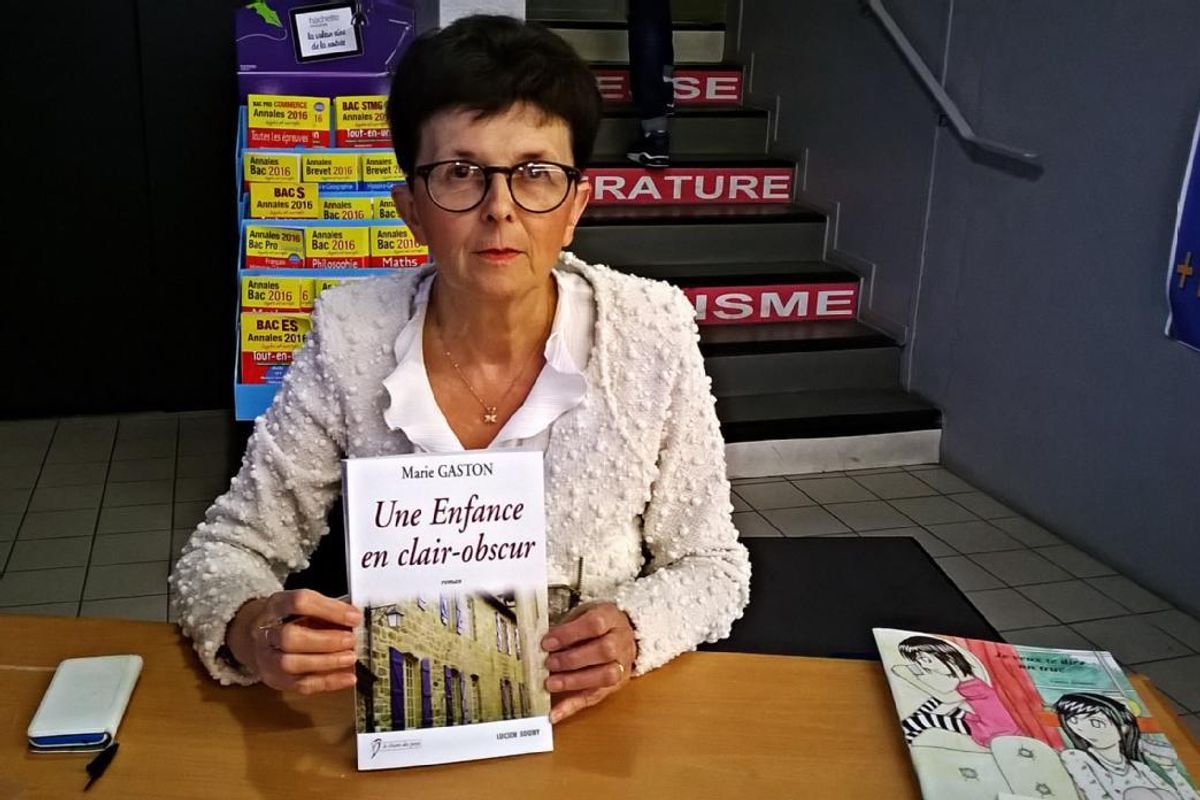 Marie Gaston en dédicace pour la sortie de son roman - La Montagne