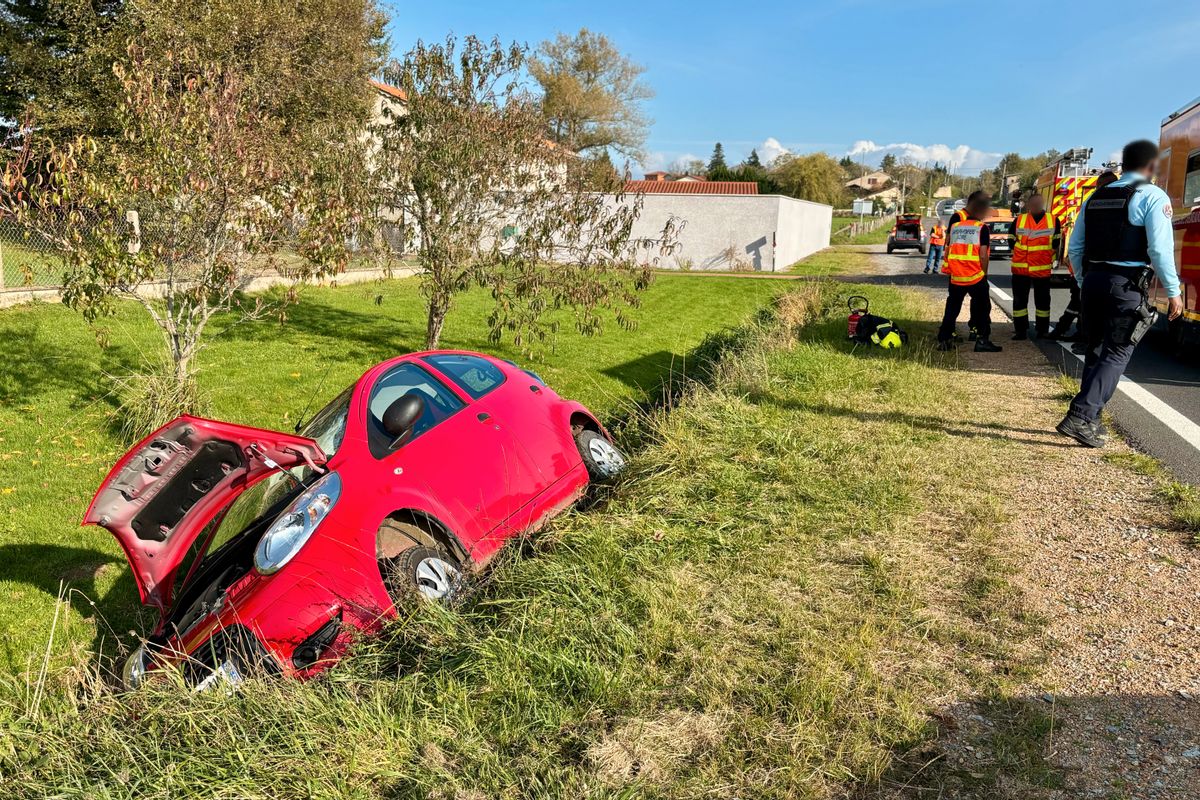 Une conductrice de 22 ans blessée dans un accident à Saint-Symphorien-de-Lay - Le Pays Roannais