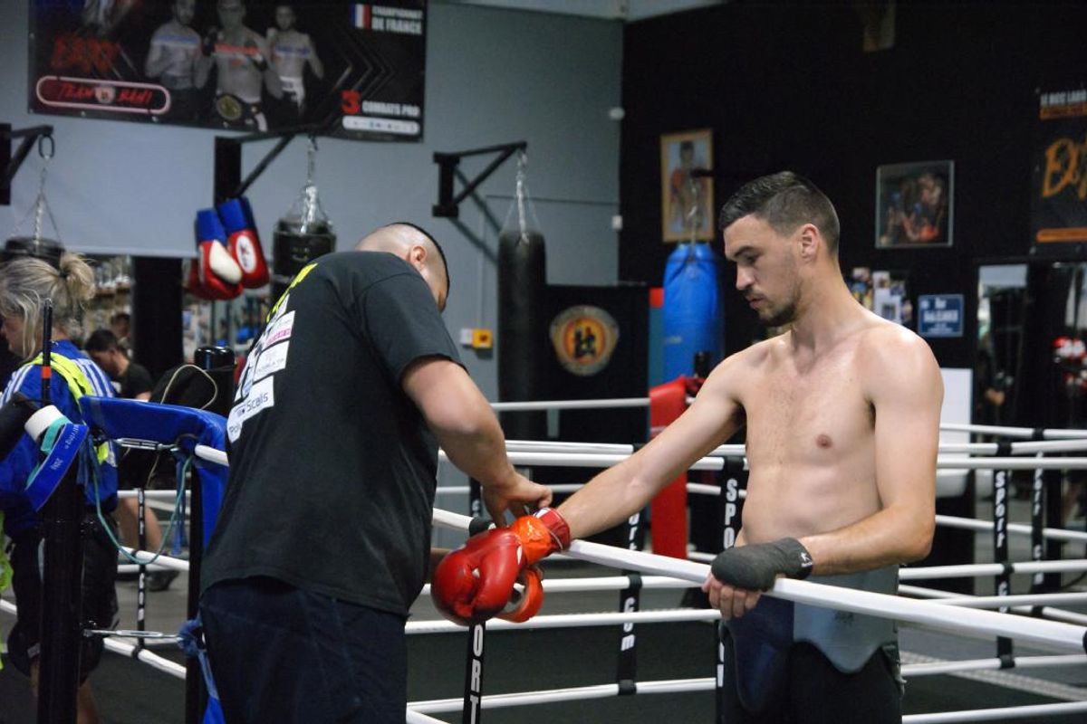 Championnat d'Europe : le boxeur de Saint-Junien Thomas Faure battu par Daniel Blenda Dos Santos ...