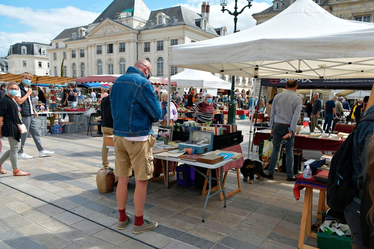 Braderie, "after shop", défilé... une rentrée commerciale animée à ...