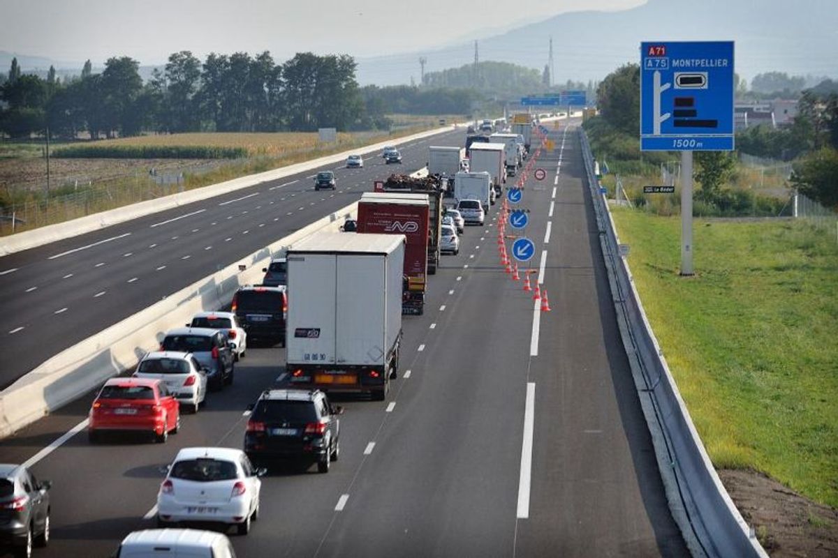 Réouverture de l'A71 sur deux voies - La Montagne