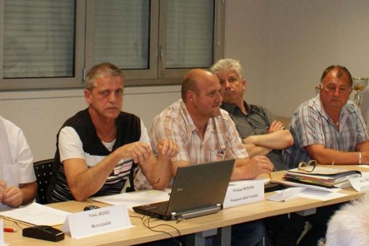 VARENNES VAUZELLES. Pierre Raffard, président de l’Asav foot - Le ...