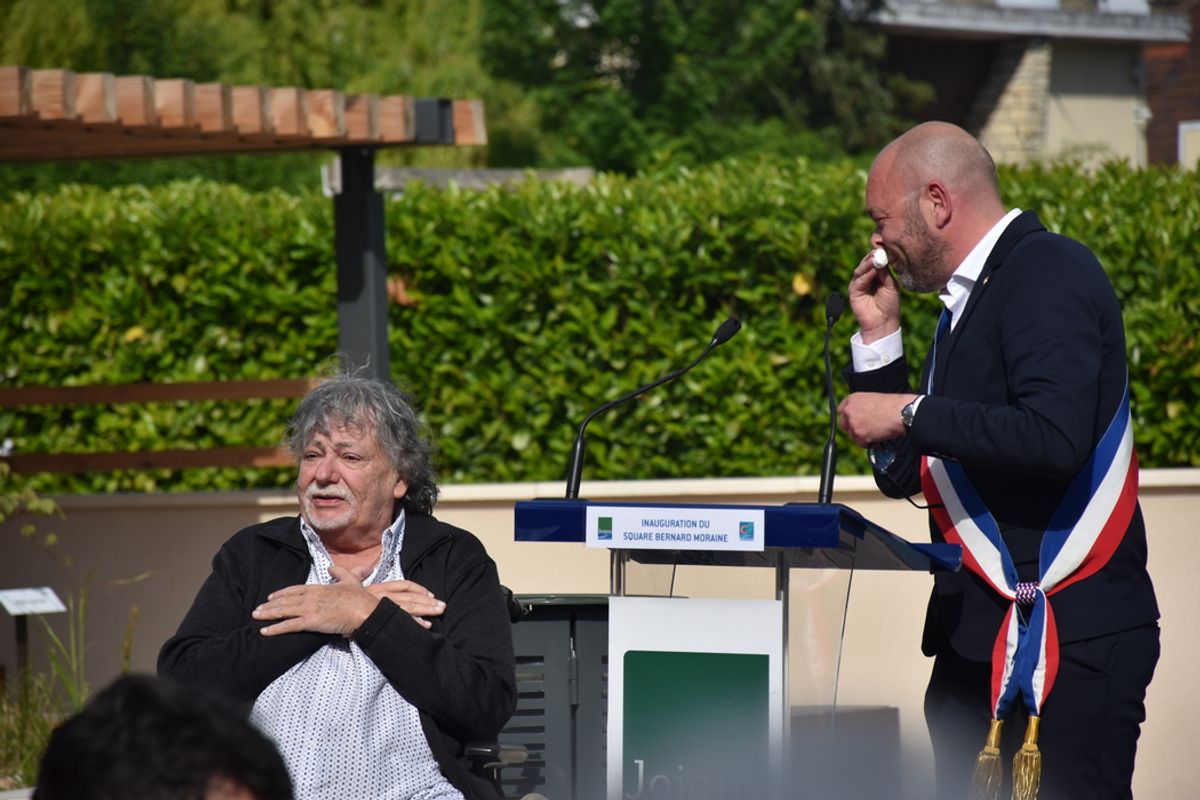 Élus, proches et habitants en pleurs… L'inauguration émouvante du square Bernard-Moraine à ...