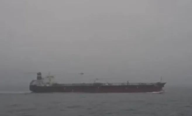 Flotte fantôme russe : le commandant du pétrolier arraisonné par la ...