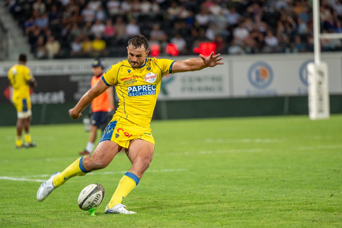 ASM Clermont : Harry Plummer et Irae Simone ont livré une première ...