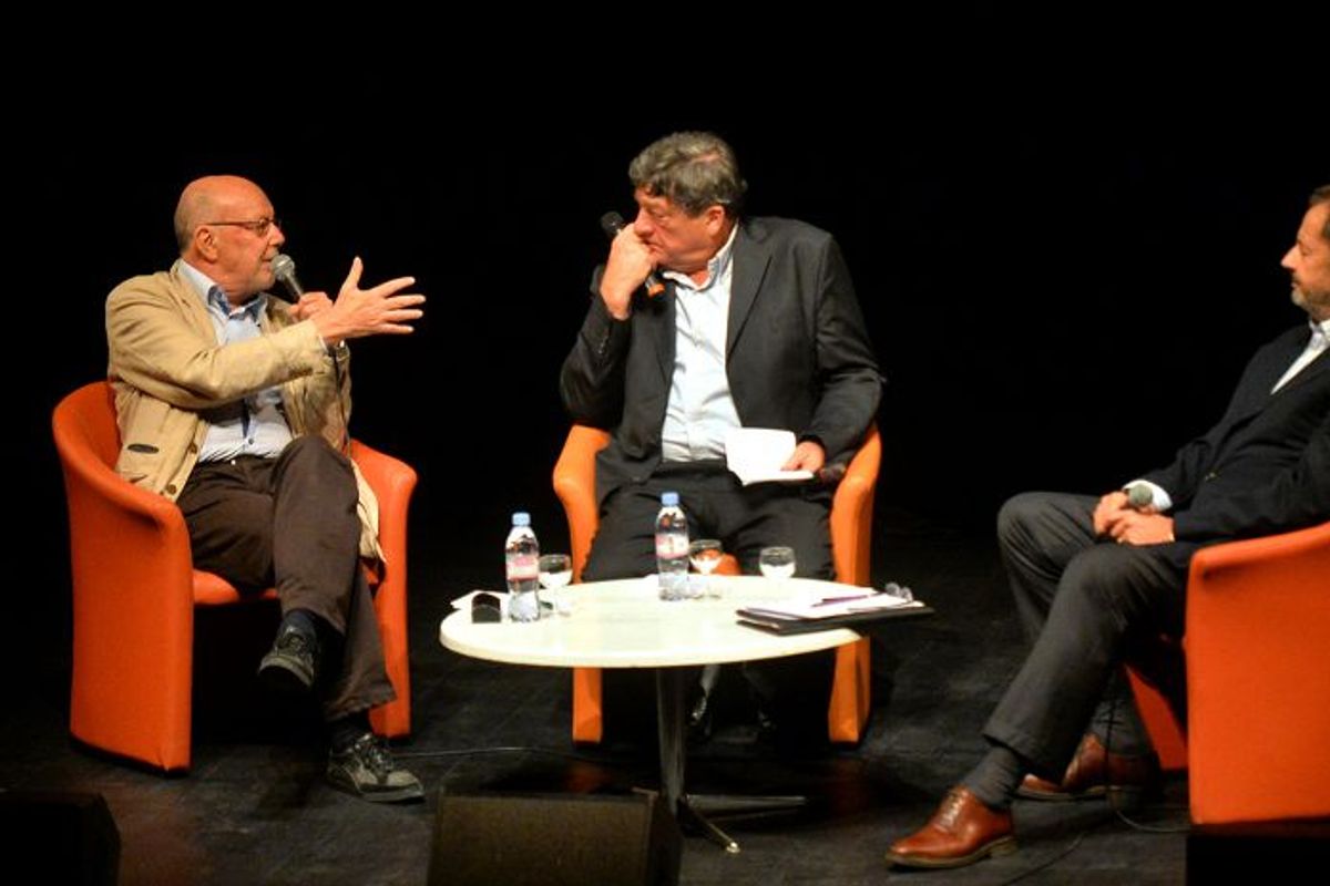 Le Grand débat : Todd, Kahn, Bégaudeau et Foenkinos à la Maison de la ...