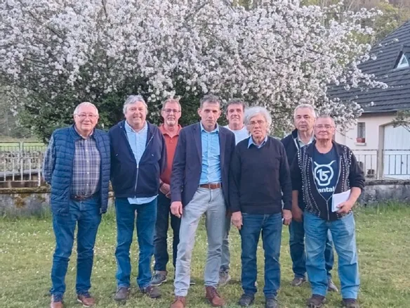 Élections au Syndicat des eaux : Bernard Lacour élu président à Champs ...