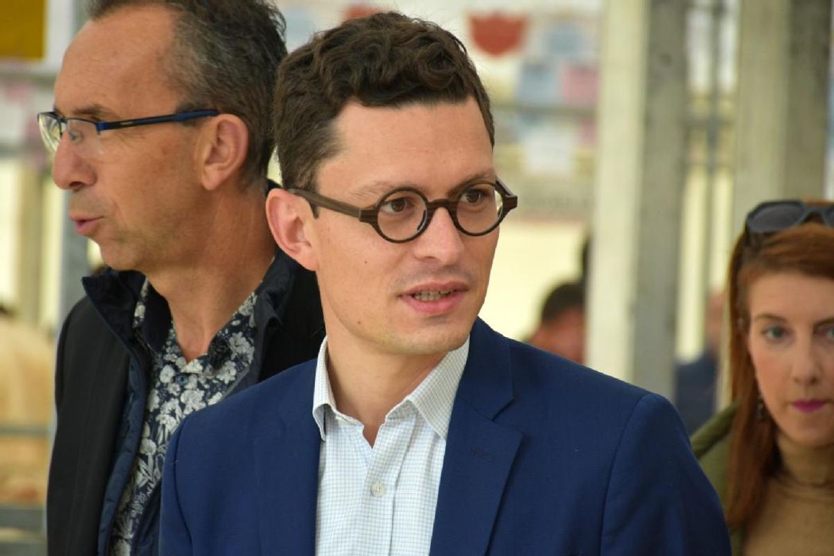 "Trop canon, trop classe" : ce député qui se sert de TikTok pour tacler ...