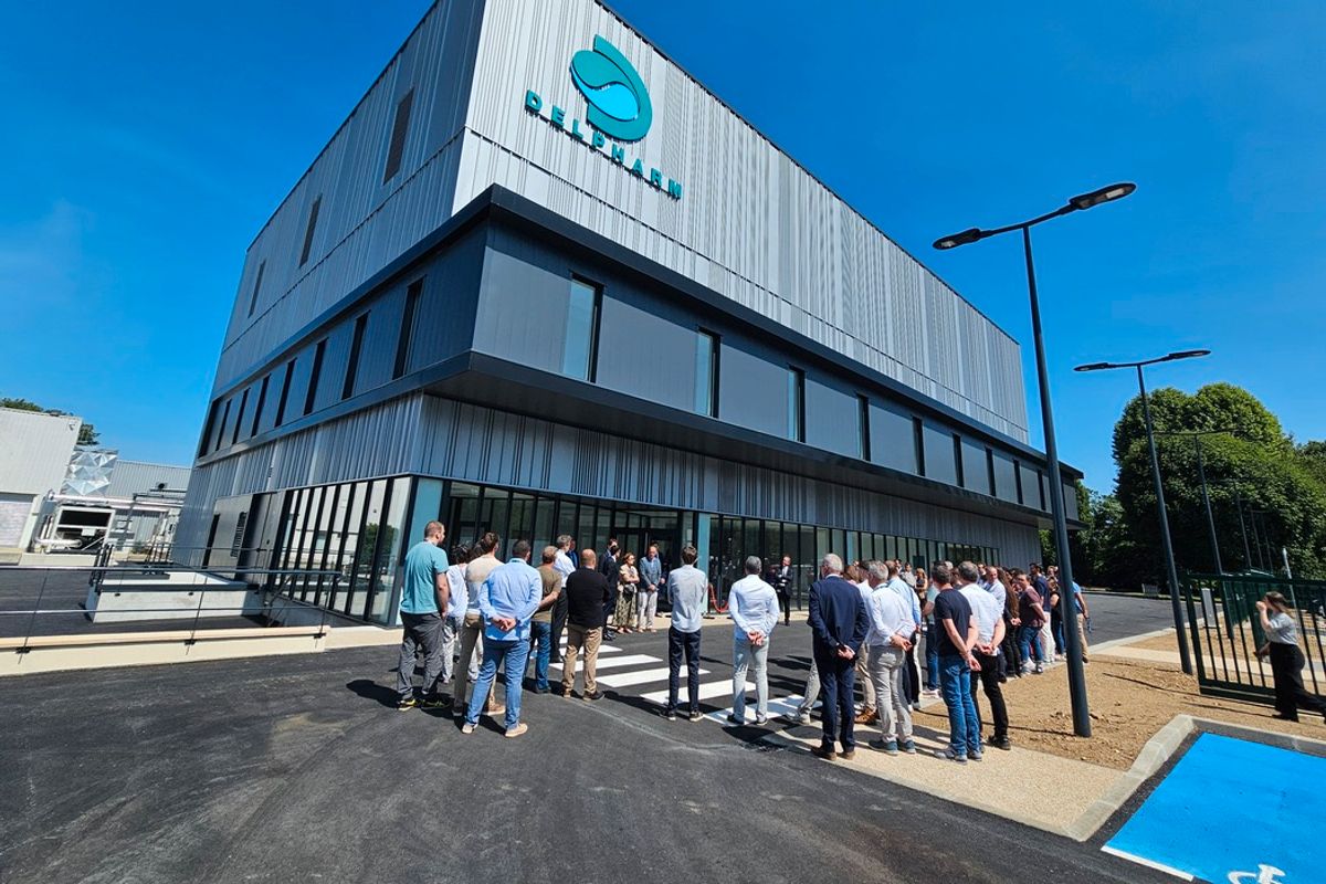 Delpharm inaugure sa nouvelle ligne de production stérile de flacons ...