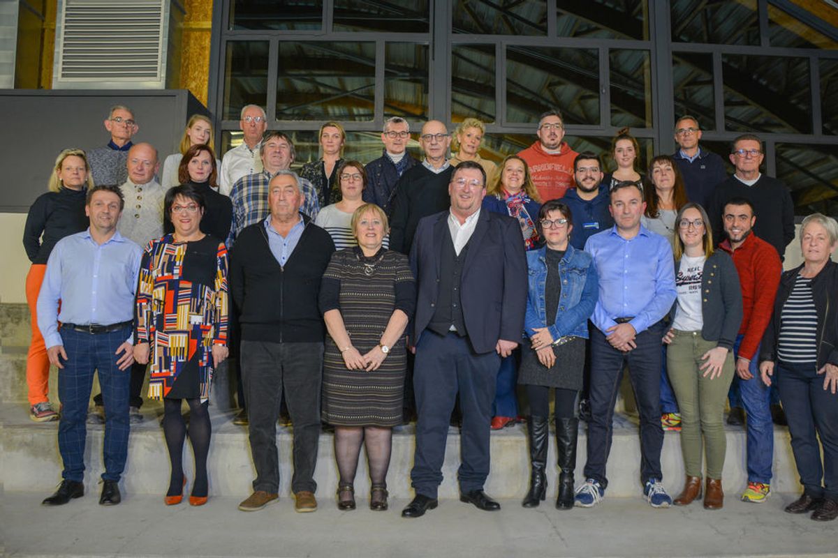 Découvrez les 29 noms de la liste « Ambert Action Avenir » conduite par ...