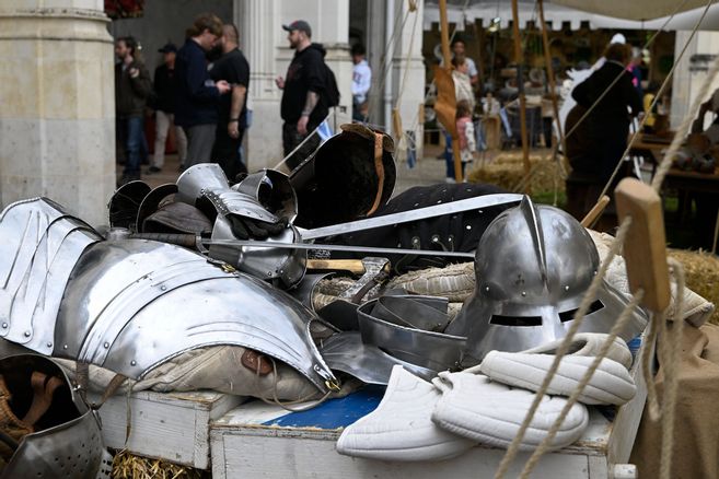 C'est parti pour cinq jours de marché médiéval au Campo Santo ...