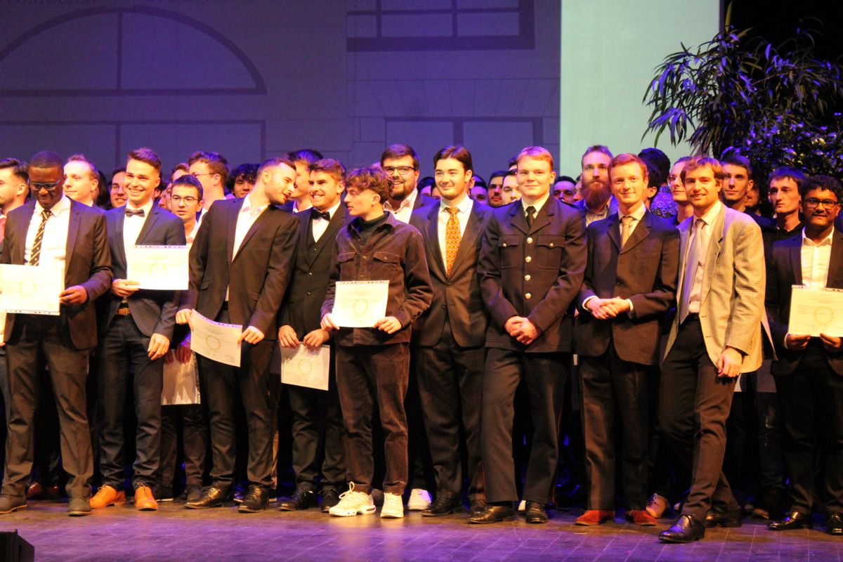 À peine diplômés de l'Isat à Nevers, sitôt embauchés - Le Journal du Centre