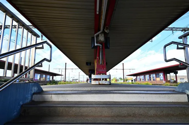 SNCF : l'intersyndicale maintient son appel à la grève à partir du 11 décembre au soir - Le ...