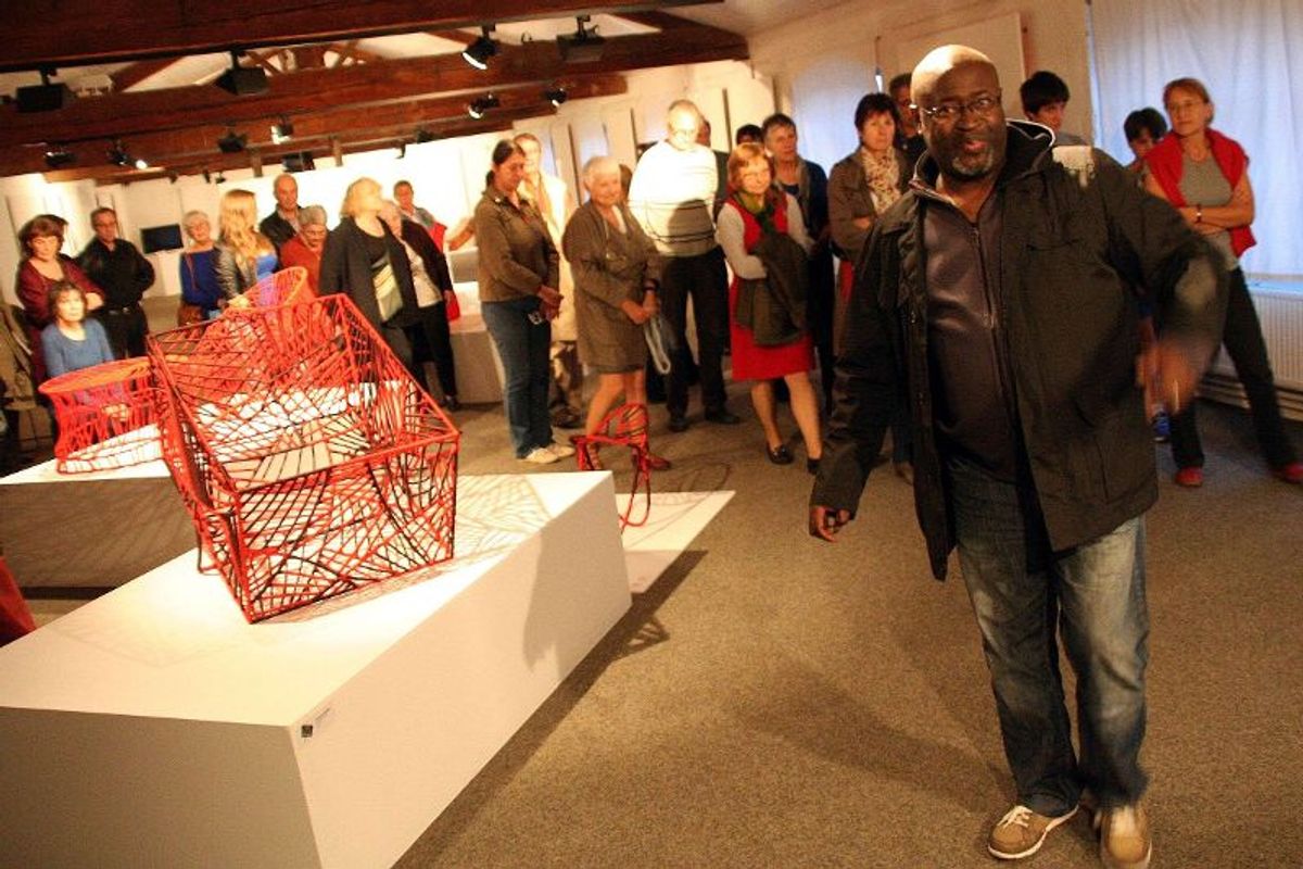 CHARLIEU. Le designer malien Cheick Diallo toujours disponible et ...