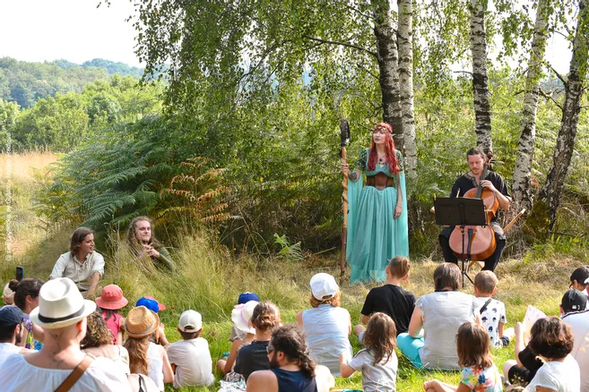 ROCHE L ABEILLE. Les légendes de Gustou ont 10 ans - Le Populaire du Centre