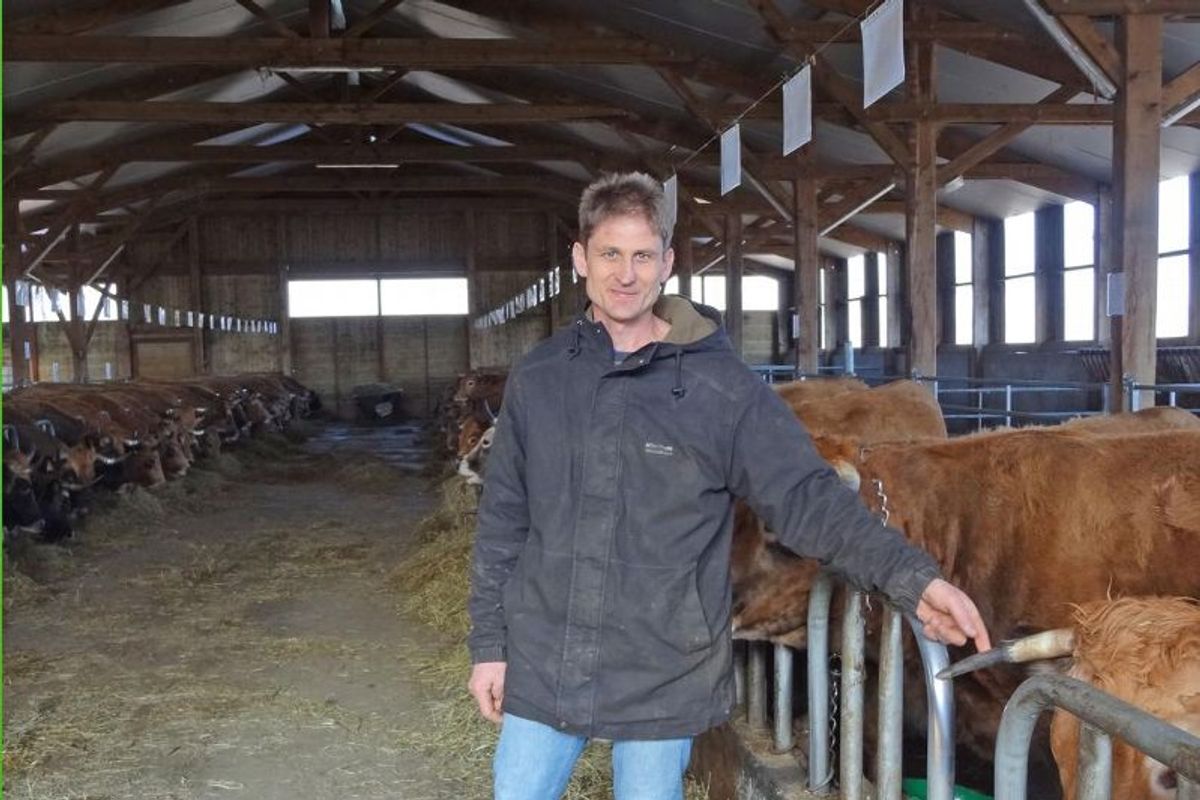 Daniel Rodier fait visiter sa ferme - La Montagne
