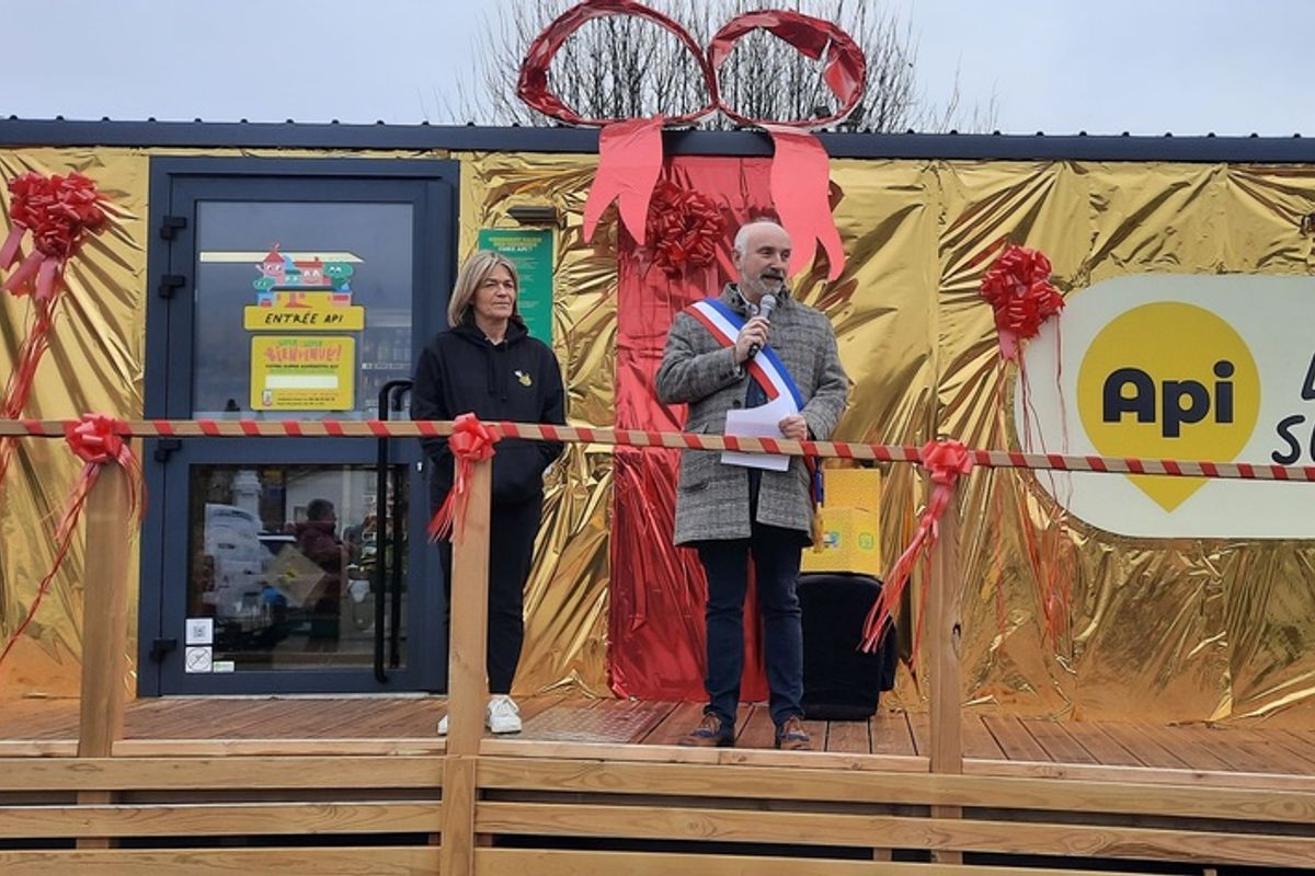 "Bien plus qu’un lieu d’achat" : une supérette Api ouvre à Linards - Le ...