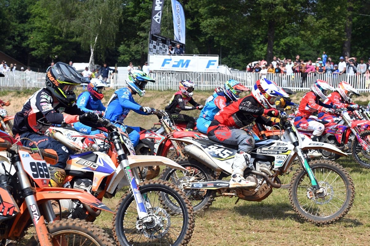 Motocross Bercheres Les Pierres