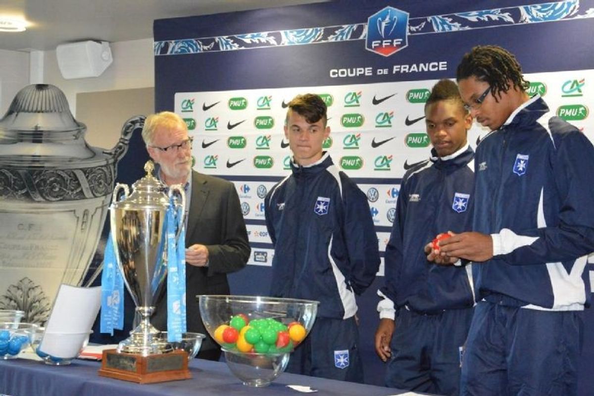 6e Tour de la Coupe de France : CO Avallon recevra Nevers Foot - L ...