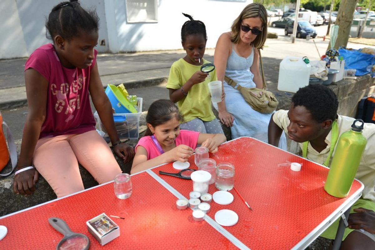 La science ? Un jeu d'enfant avec l'association Les Petits ...
