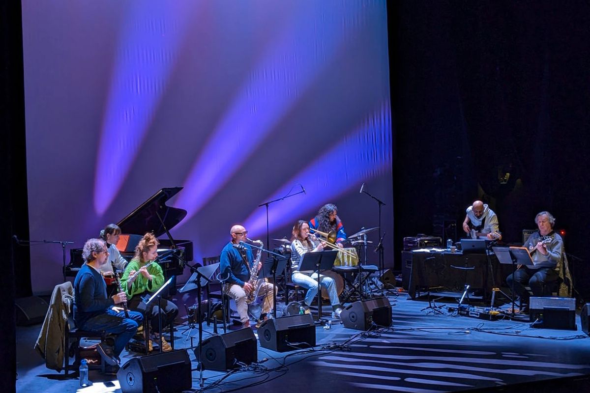 Un concert d'anniversaire joyeux par le Maxiphone, à Tulle, pour fêter ...