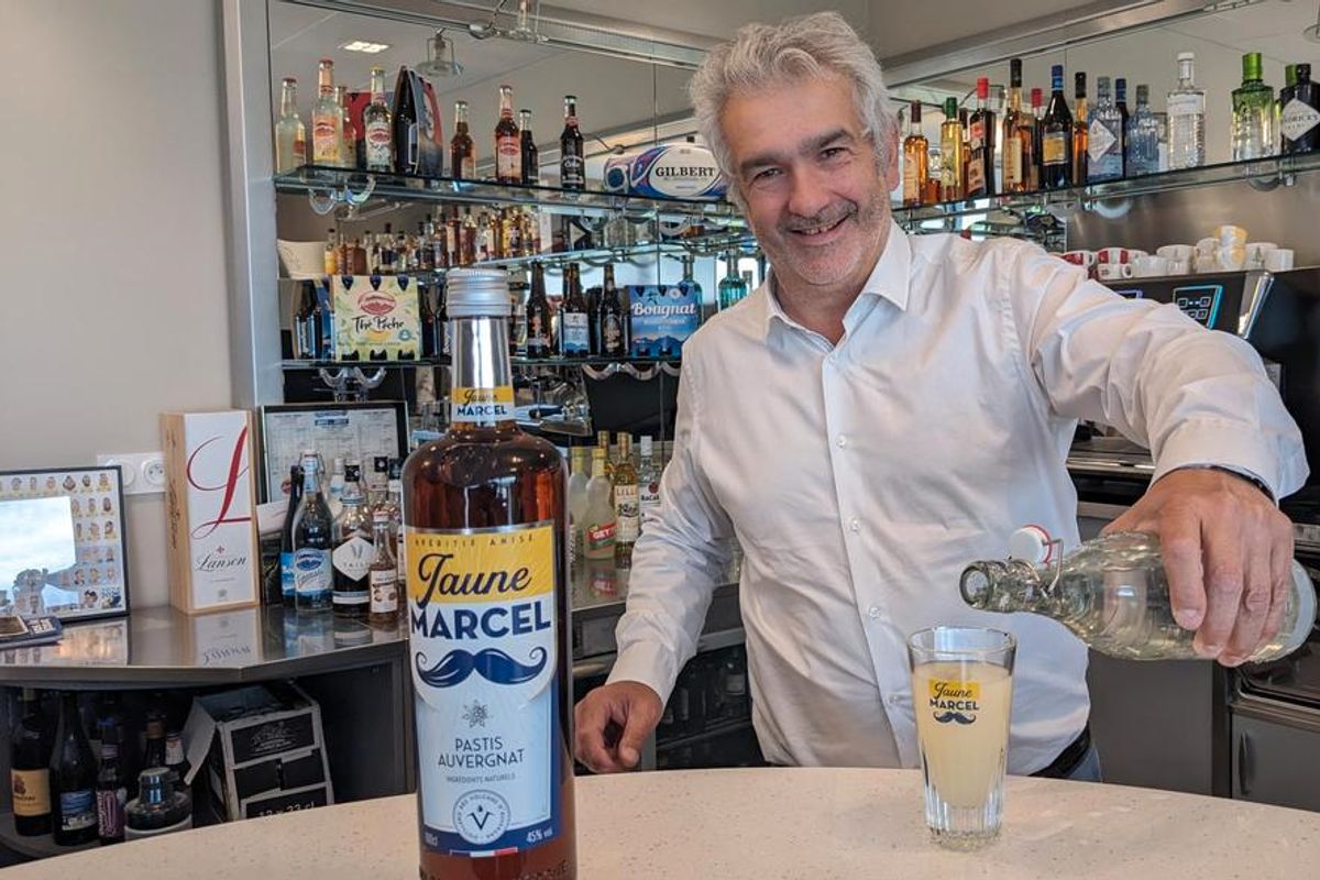 "Jaune Marcel", le pastis d'Auvergne, va être lancé en juillet prochain ...