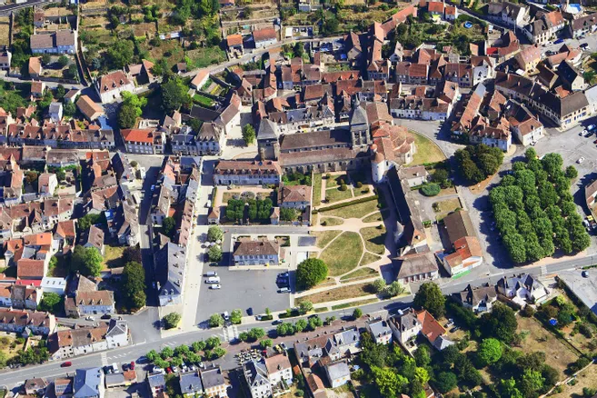 Chambon-sur-Voueize classé parmi les Plus beaux villages de France, une ...