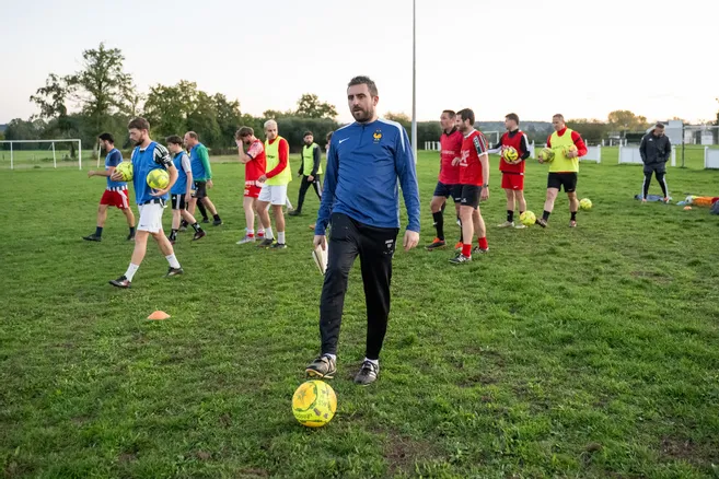Coupe de France : entre Espinat (R3) et Le Puy (N), un monde d'écart ...