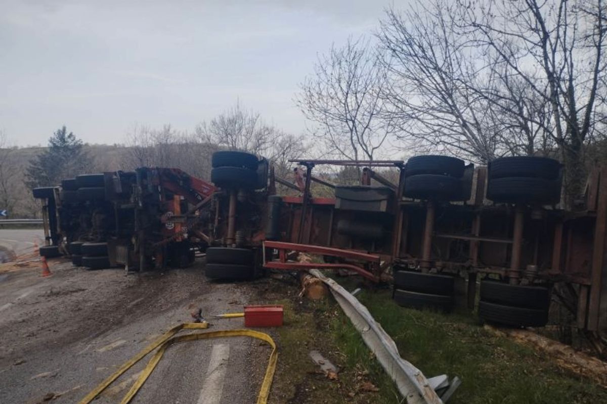 Un camion couché sur un axe du nord Cantal, la circulation rétablie ...