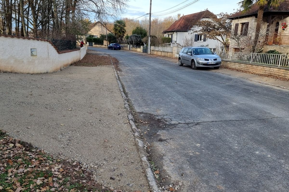 Les trottoirs de la Nadalie à rénover - La Montagne