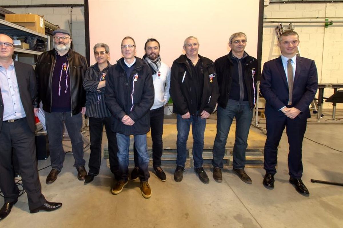 Sept médaillés du travail chez Clemessy - La République du Centre