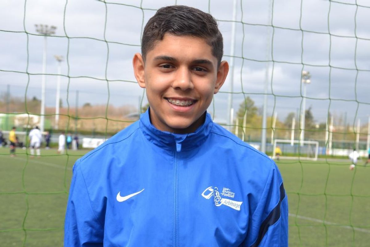 Mohamed Bounoua, sixième arbitre international de Fourier - L'Yonne ...