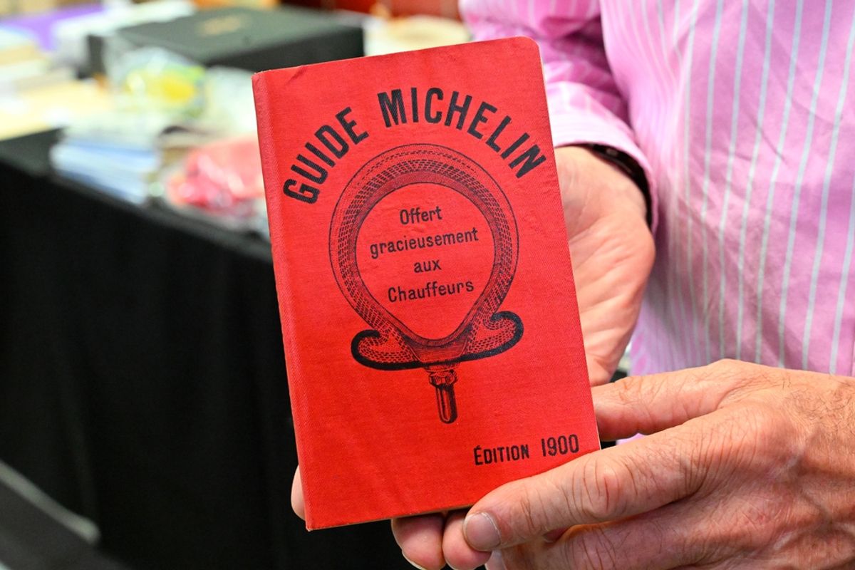 Il fait naître ou mourir des étoiles... Pourquoi, en 1900, a été créé ...