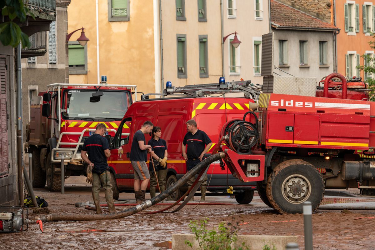 Trombes d'eau et de grêle, rivière de boue : une commune du Puy-de-Dôme ...