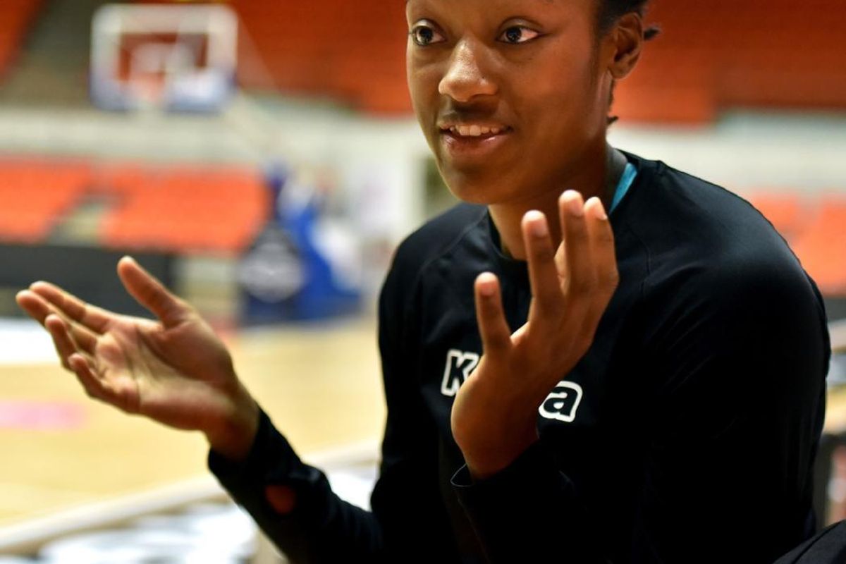 On a parlé basket, famille et religion avec Kayla Alexander - Le Berry ...