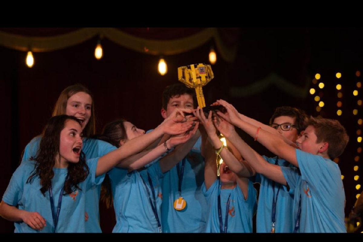 Qualifiés pour la finale mondiale de la First Lego League, les jeunes ...