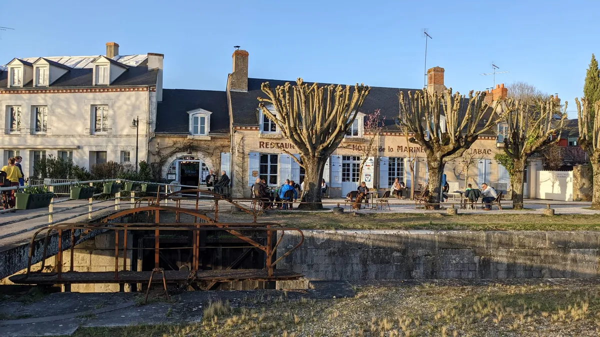 Élections municipales 2026 : Combleux, un petit paradis endetté et ...