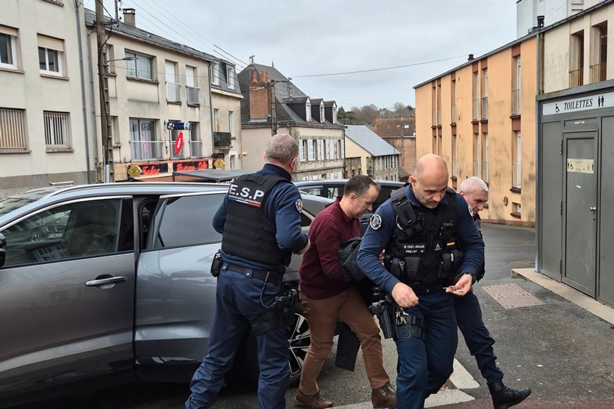 Affaire Freegard dans la Creuse : l'escroc star de Netflix condamné à ...