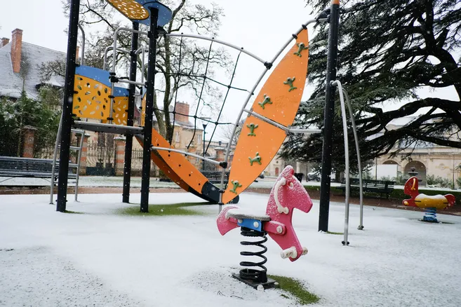 Premiers flocons de neige de l'année 2025 dans l'arrondissement de ...