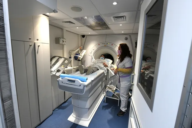 Le projet d'IRM mobile à Pithiviers devrait voir le jour à la fin de l'année pour "renforcer les ...