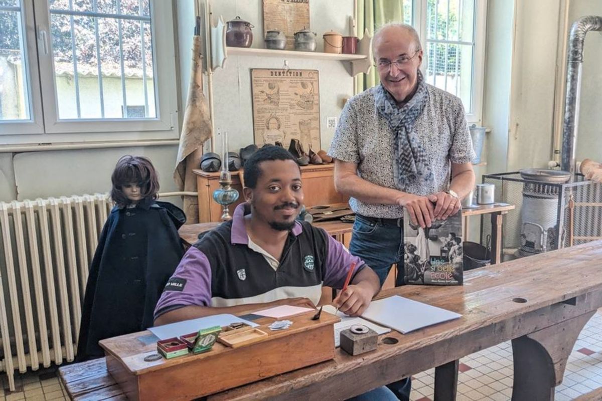 Qui a la plus belle plume ? Le Musée nivernais de l’éducation, à Nevers ...