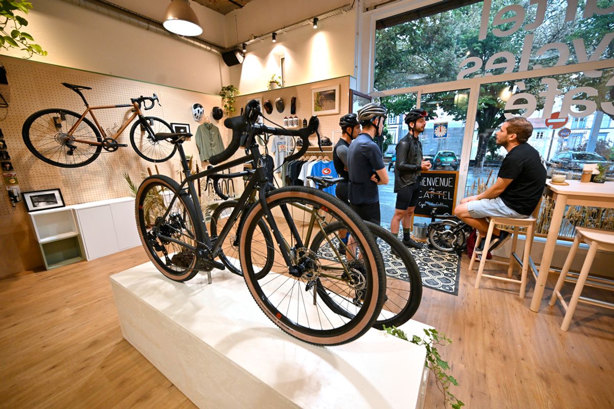 Le café vélo Cartel Cycles & Café ouvre une boutique à Clermont-Ferrand ...