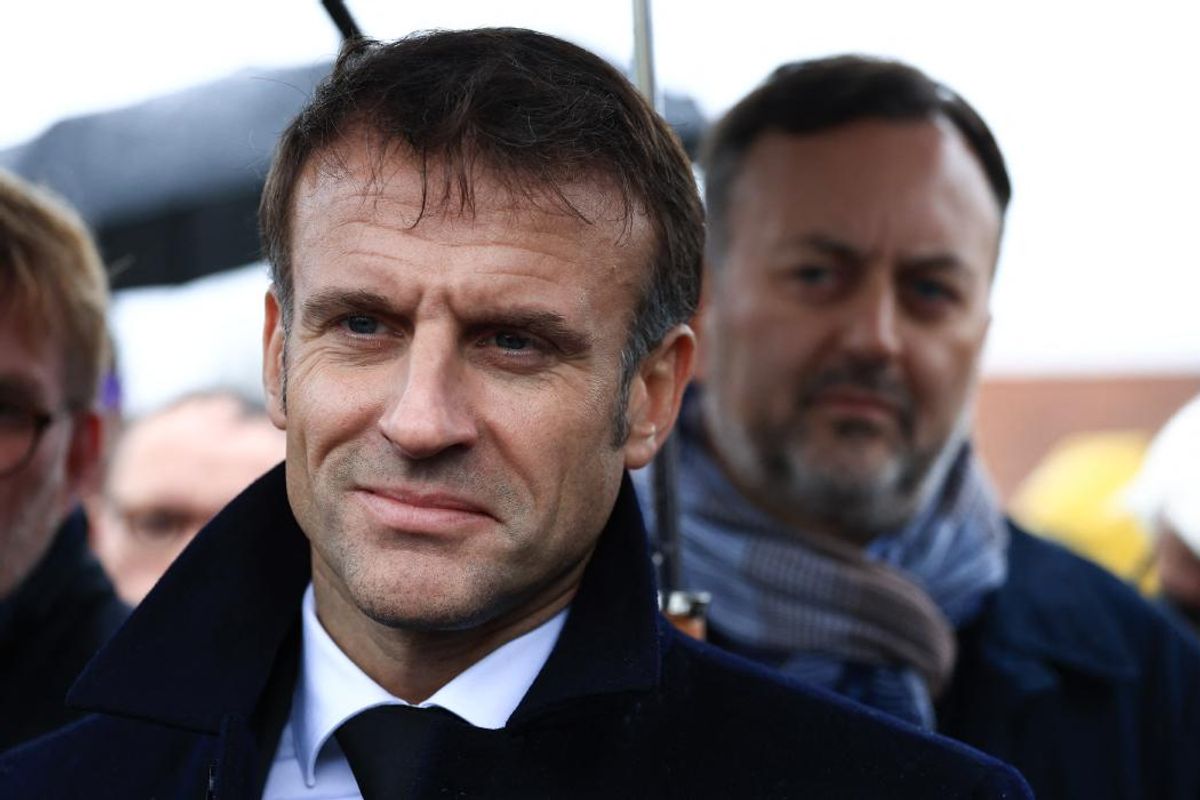 Emmanuel Macron promet un "rendez-vous avec la nation" en janvier pour ...