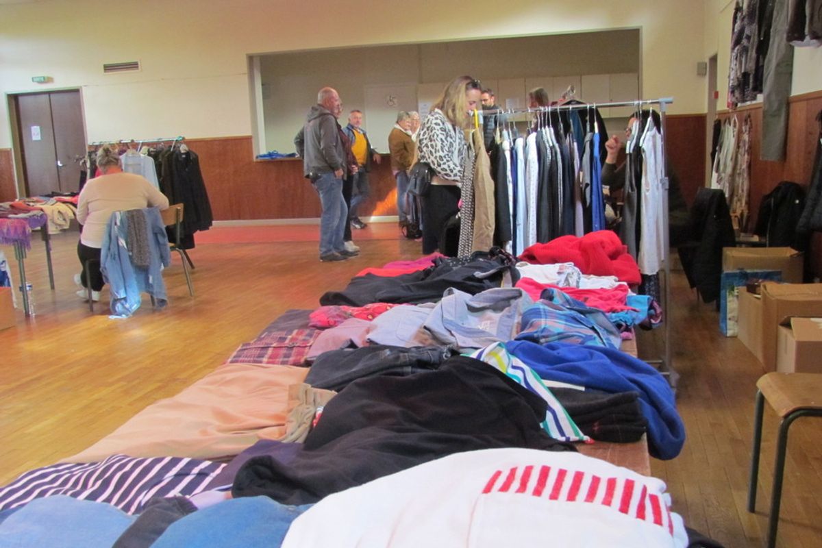BELHOMERT GUEHOUVILLE. Le vide-dressing n’attire pas les foules - L ...