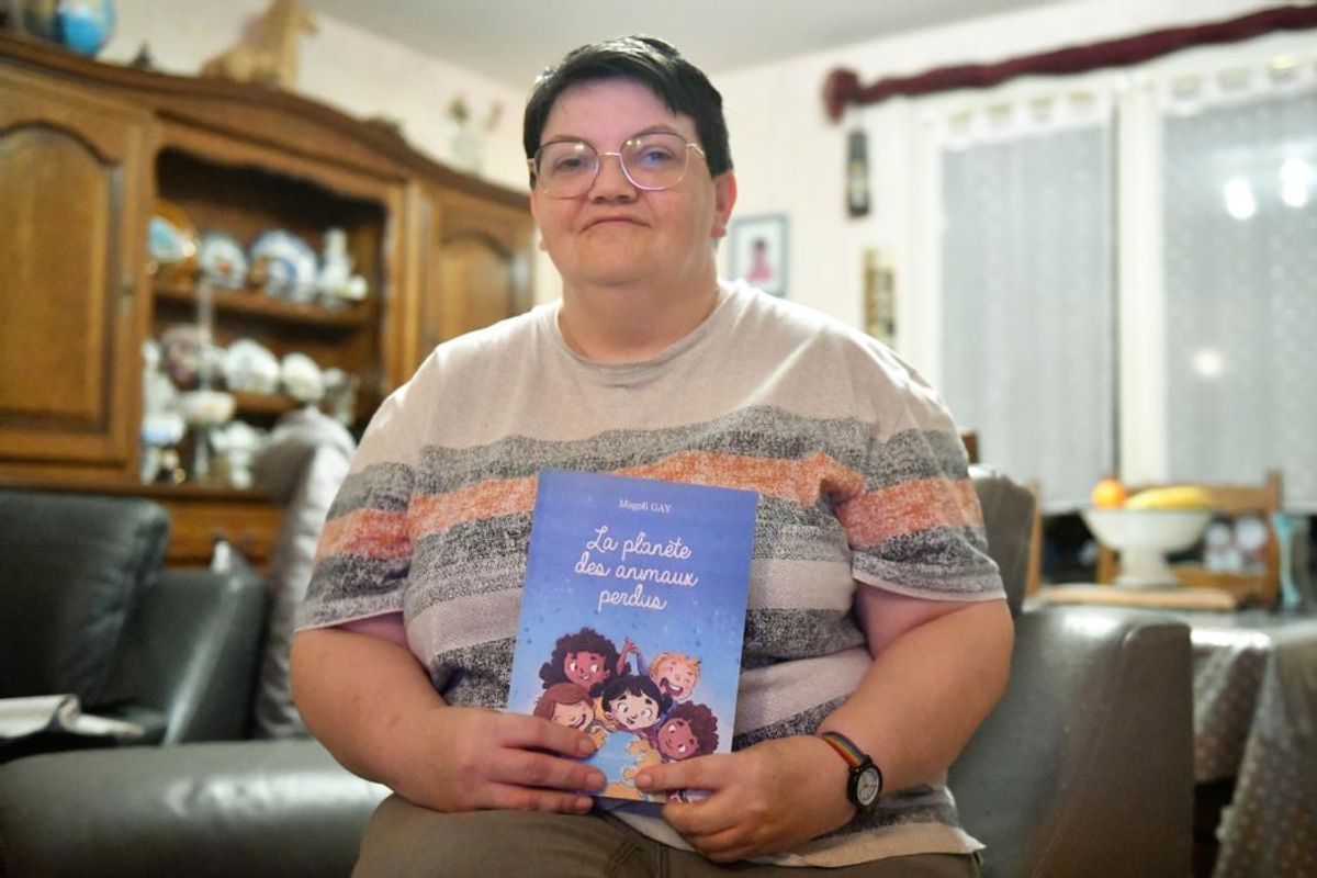 Le premier roman de Magali Gay, une habitante de Commentry (Allier ...