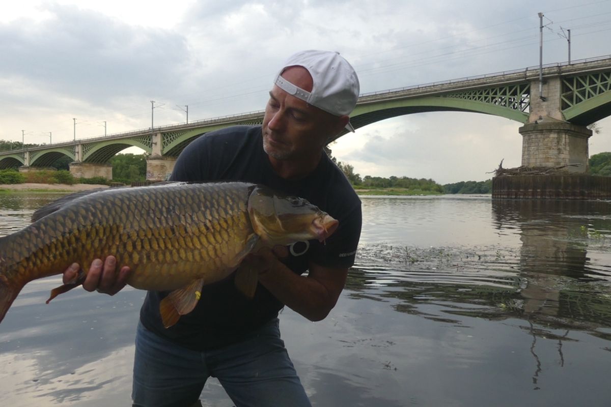 Sébastien Rousseau, passionné de pêche, partage sa passion et ses ...